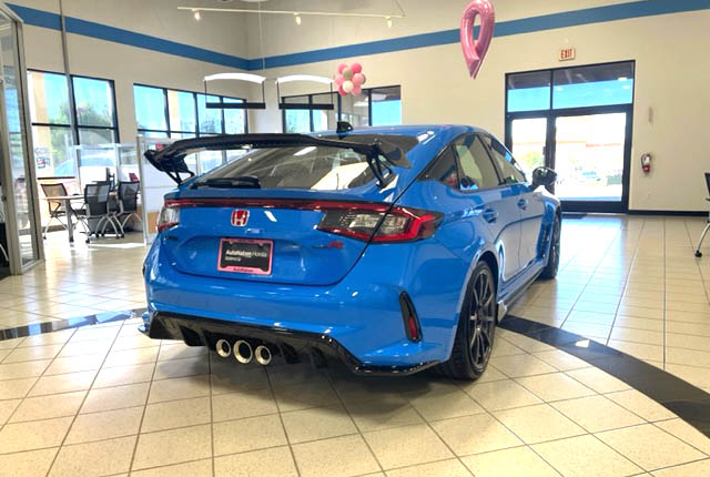 2022 Si upgraded to 2023 Type R -- owner comparison review | CivicXI ...