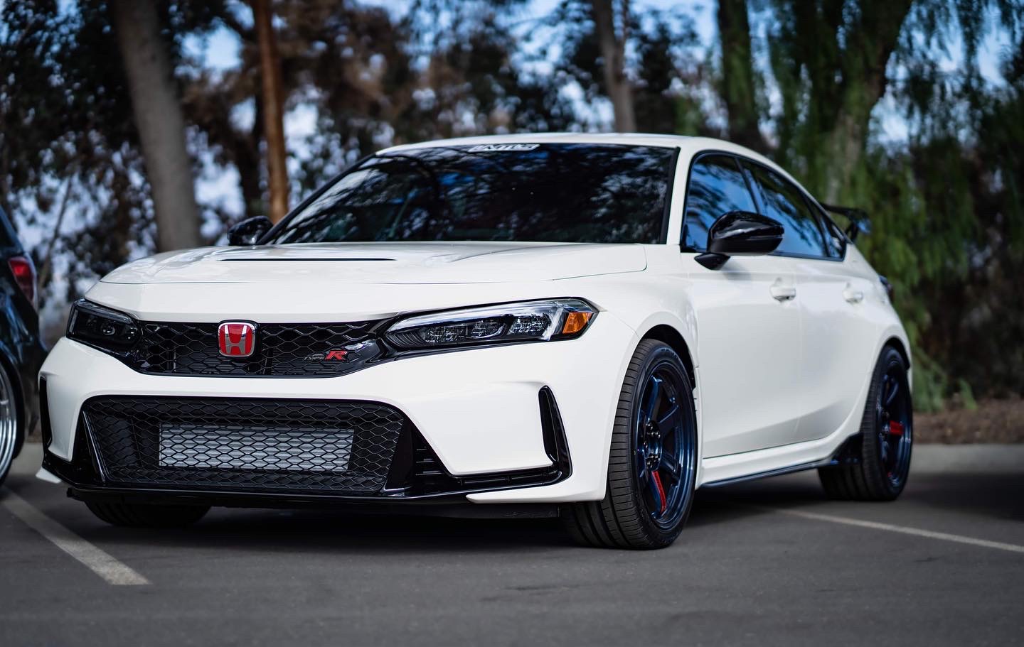 White Type R FL5 on 18" Volk Racing TE37SL with 265/35/R18 Toyo Proxes ...