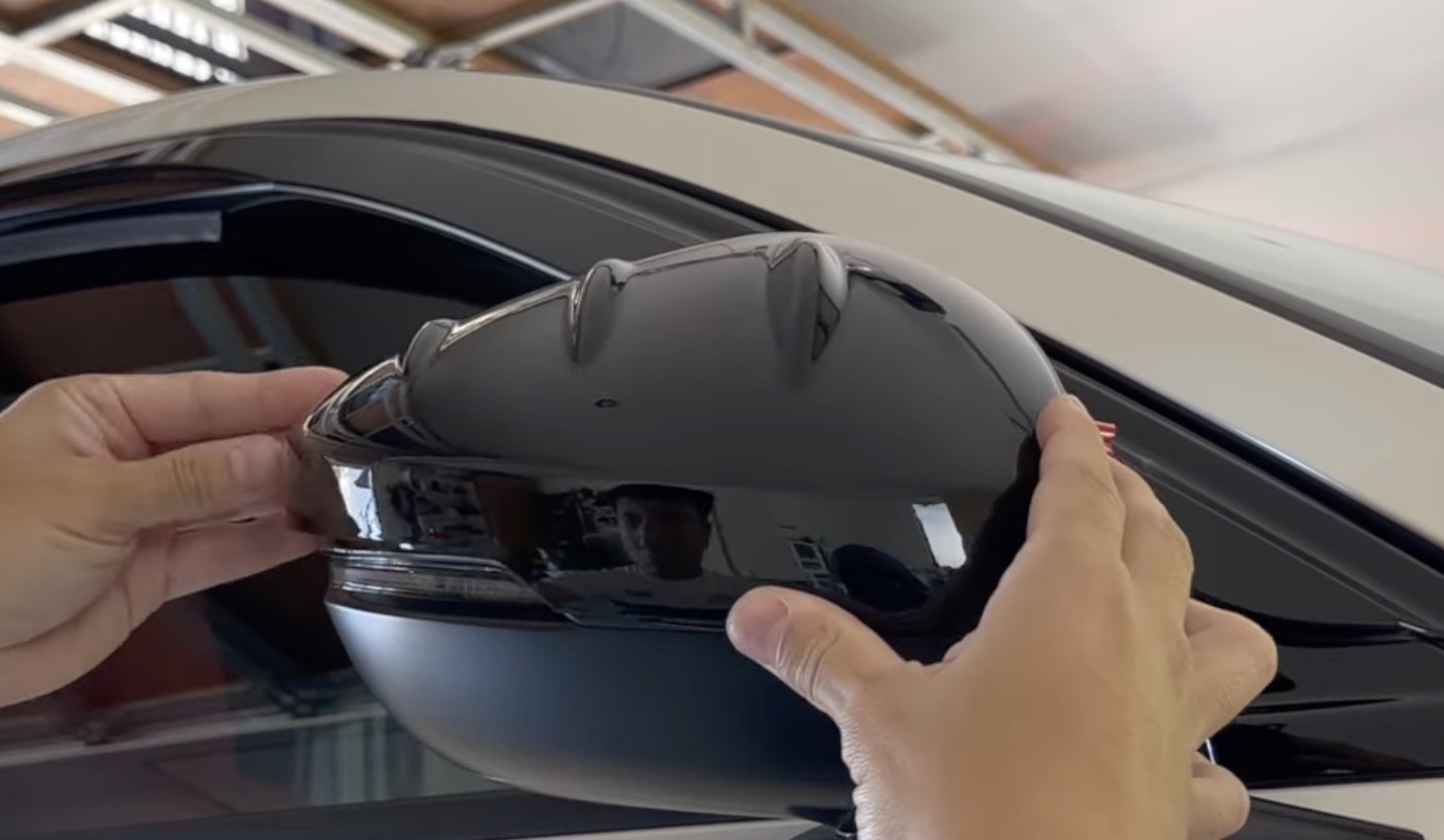 Mugen Door Mirror Caps Installed on FL5 Type R | CivicXI - 11th Gen ...